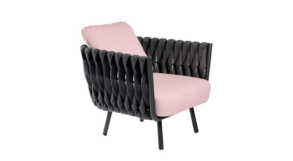 Tosca Lounge Chair Tribù Poltrona | AD Dal Pozzo